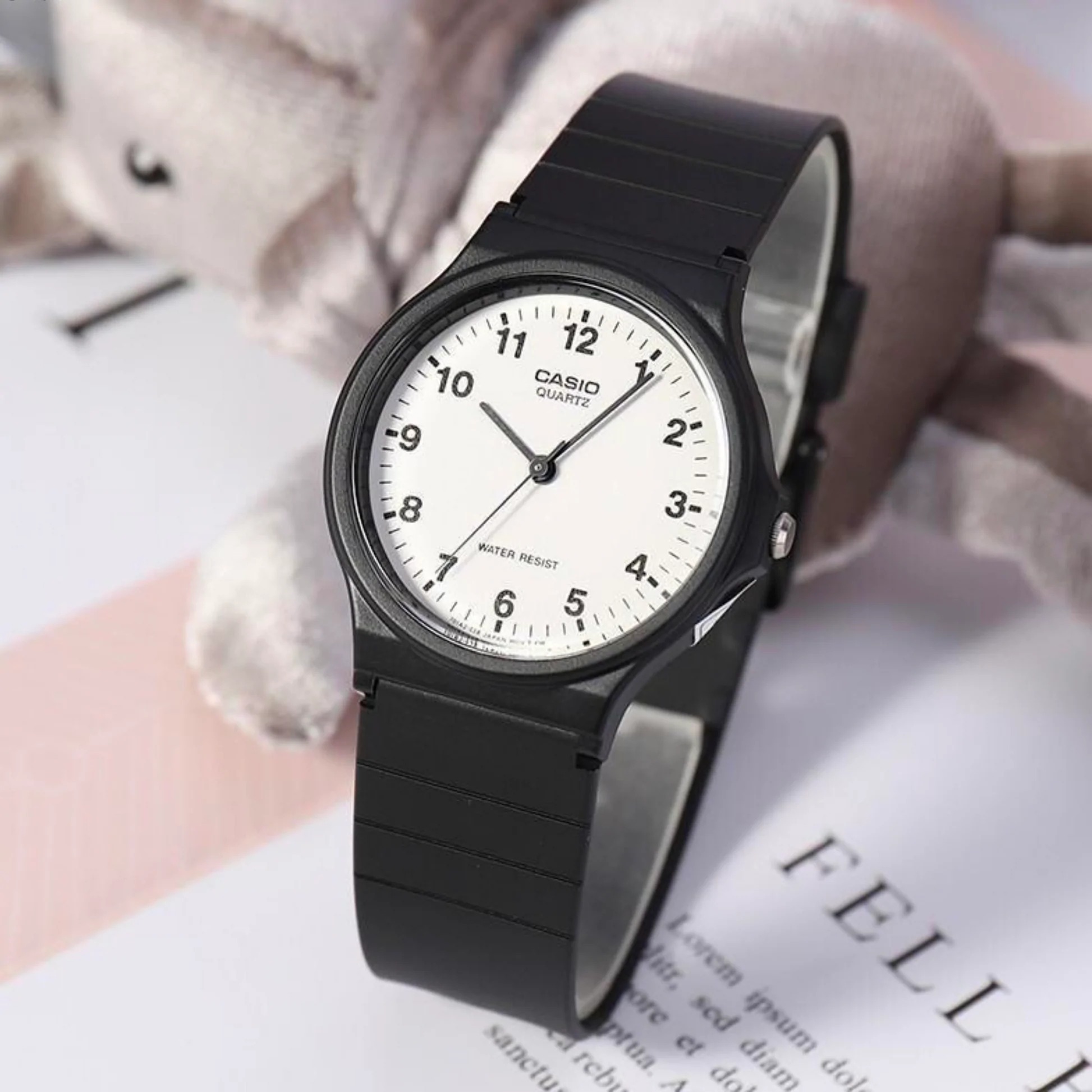 Casio General MQ-24-7BLDF Classic White Dial Black Resin Band | Jamtangan.com