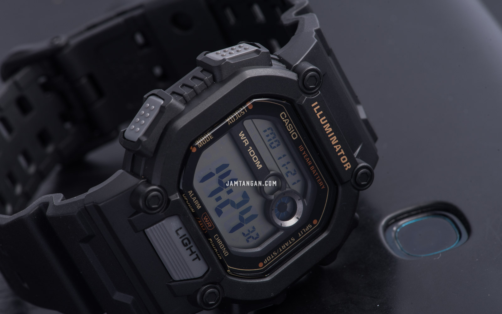 Casio General W-737HX-1AVDF Illuminator Digital Dial Extra Long Black ...