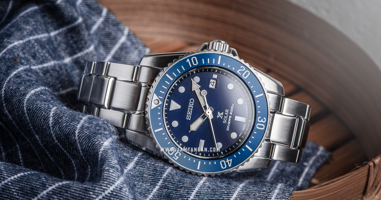Seiko Prospex SNE585P1 Solar Divers 200M Blue Dial Stainless Steel ...