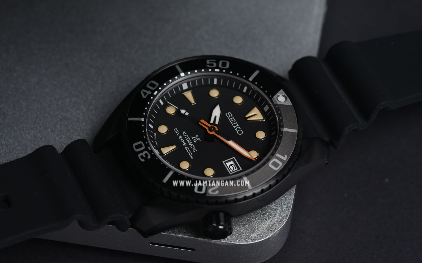 Seiko Prospex SPB125J1 Automatic Black Series Divers 200M Water ...